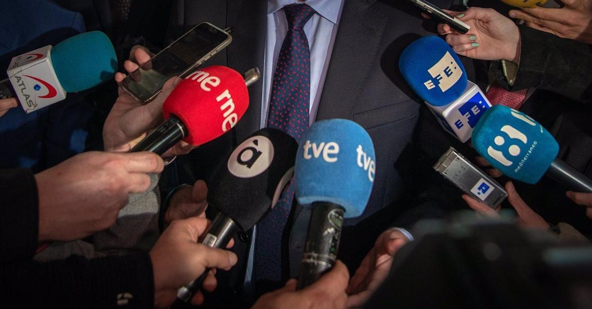 Los colegios de periodistas dan un paso al frente y ofrecen herramientas para frenar a “los ...