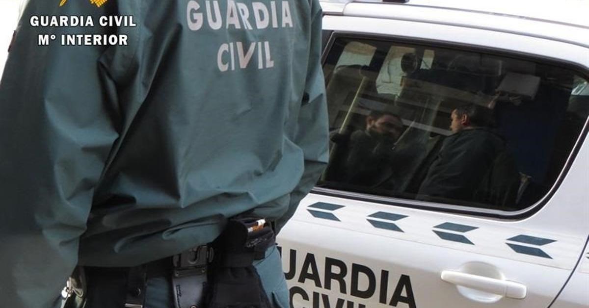 Dos jóvenes detenidos por grabar y difundir imágenes íntimas de 50 mujeres