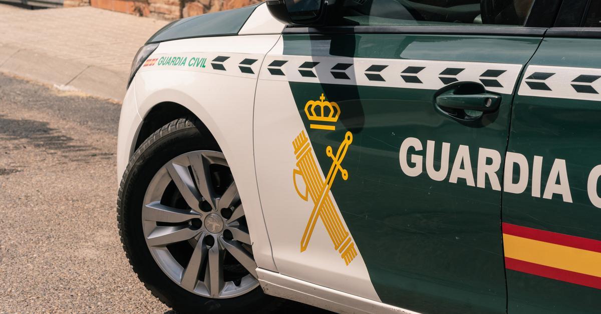 Un hombre mata a su mujer y al hijo de ella en Valencia y después se suicida