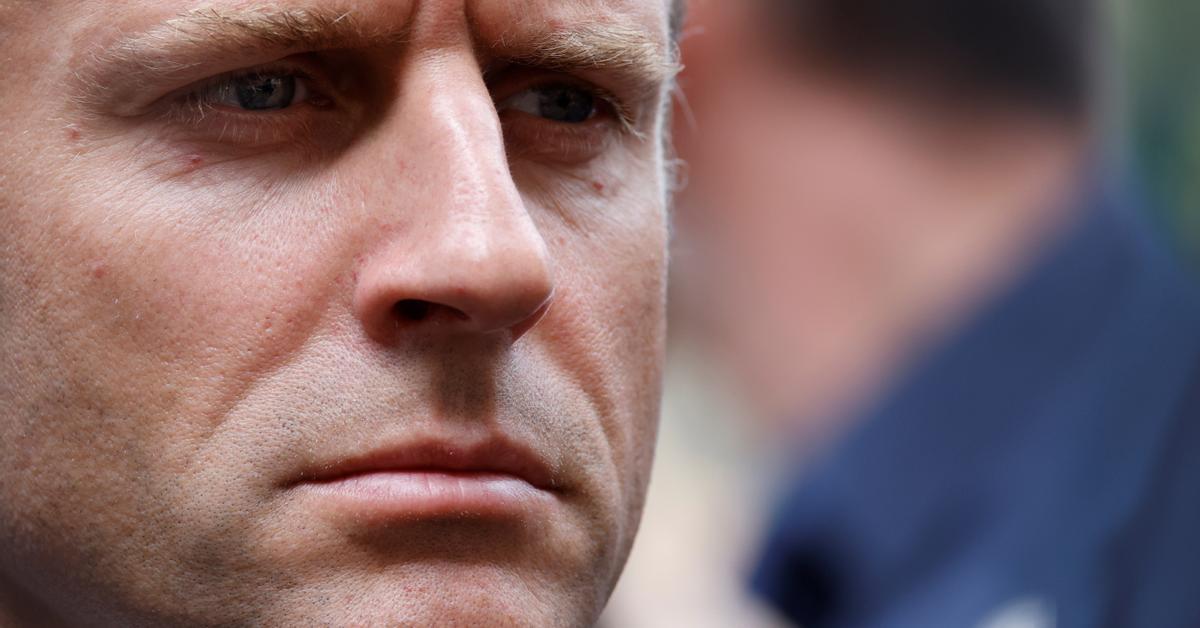Macron recibe una bofetada democrática